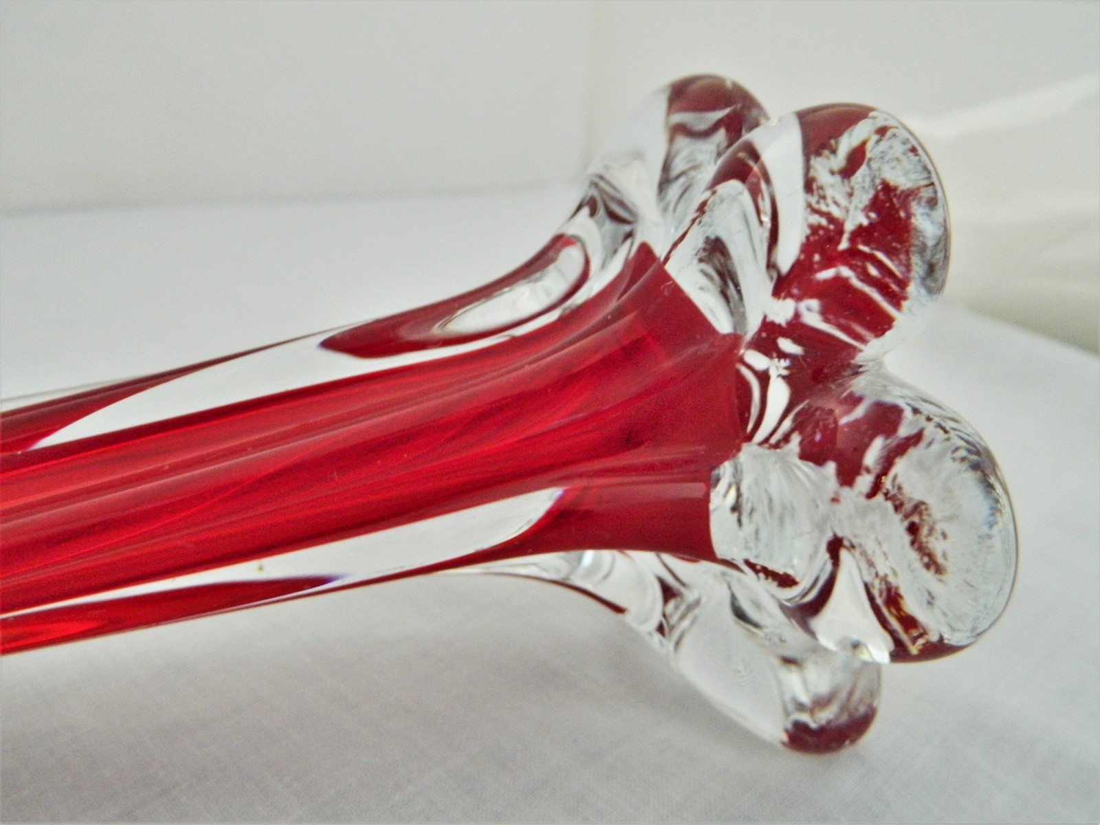 Vintage Red Fluted Bud Vase Art Glass One Bud Vase Home Decor Home Décor