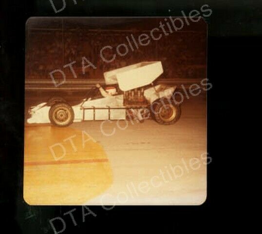 FRED GRAVES #75 OSWEGO STYLE SUPERMODIFIED WITH WING - Photos