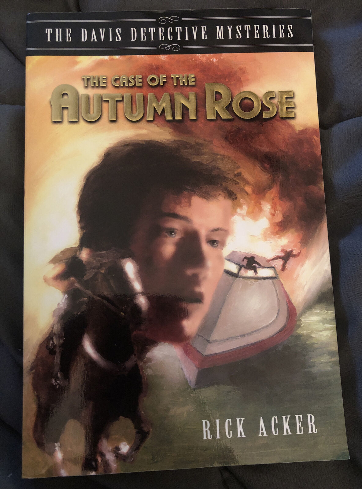 The Case of the Autumn Rose The Davis Detective Mysteries, Book 1 by ...