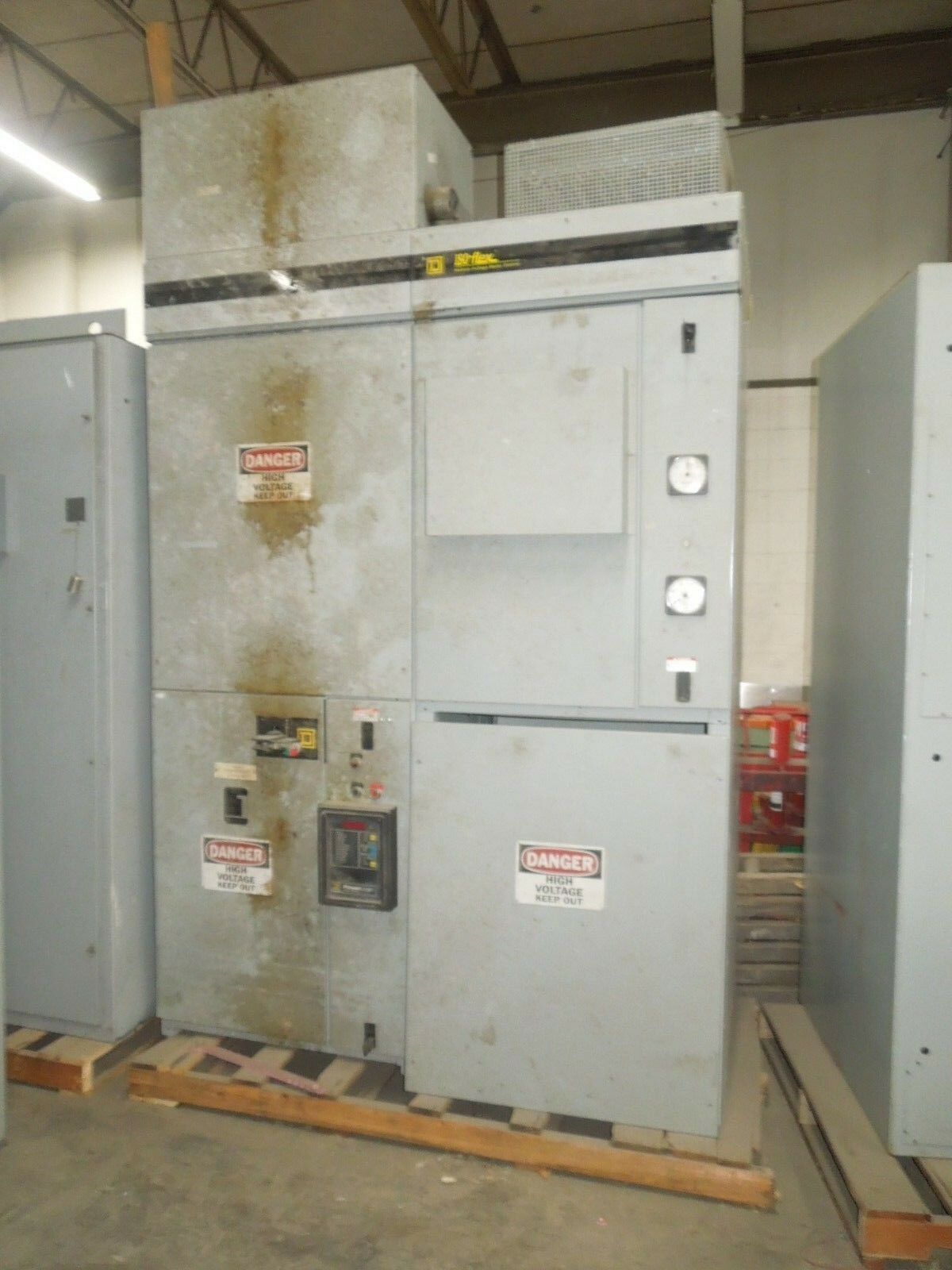 Square D Iso-Flex Model 4 SG24D 360A 5.0KV Medium Voltage Controller ...