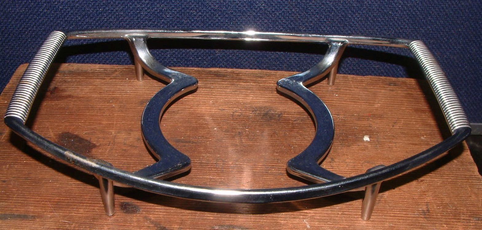 Vtg 1960's Corning Ware Pyrex Holder Metal Trivet Serving Stand Cradle ...