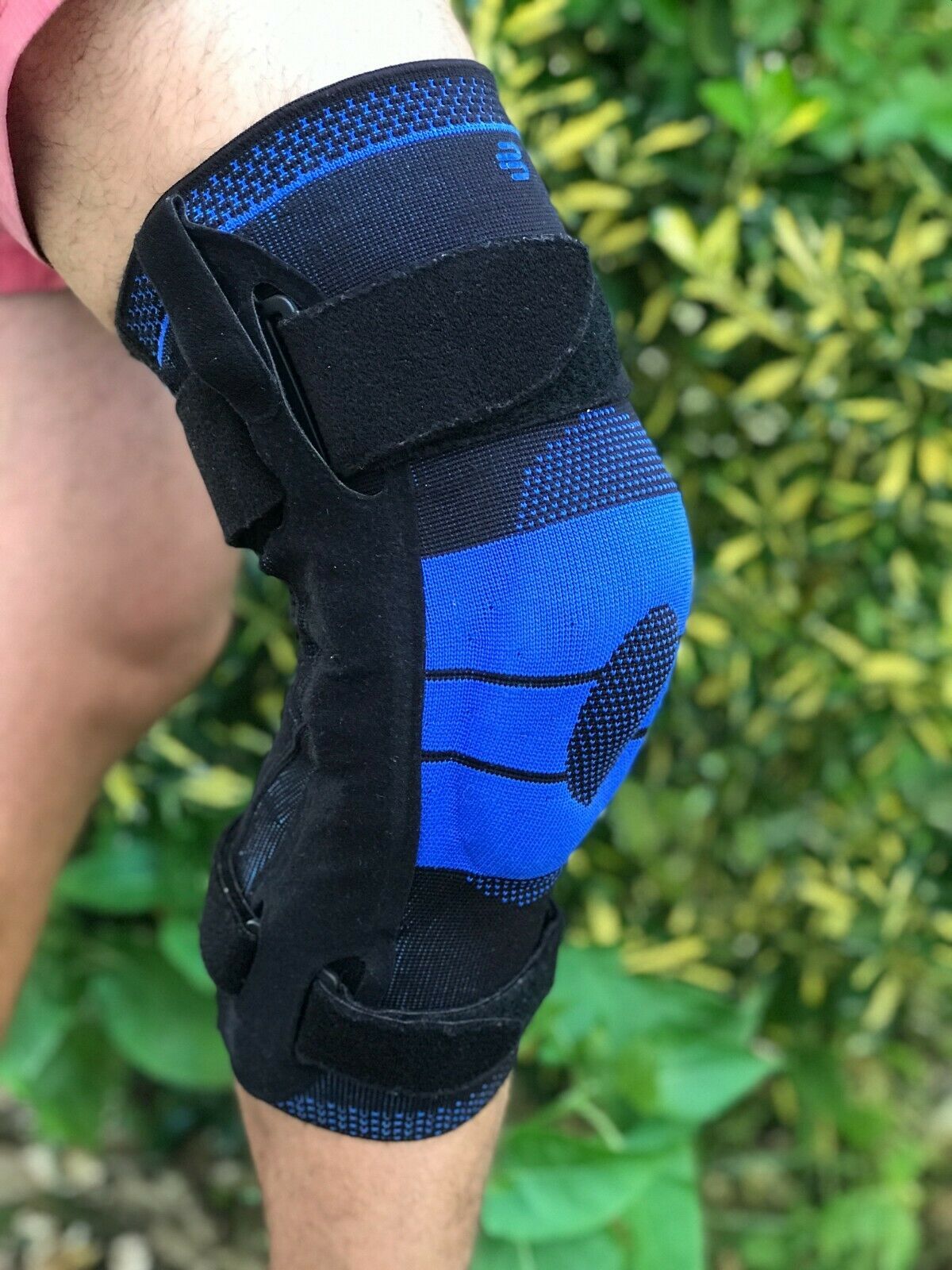 Bauerfeind GenuTrain S Size 3 Right Knee Support Advanced Black Blue ...