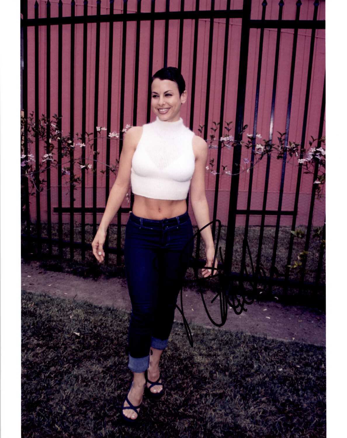 Natalie Raitano Signed Autographed Glossy 8x10 Photo - Photographs