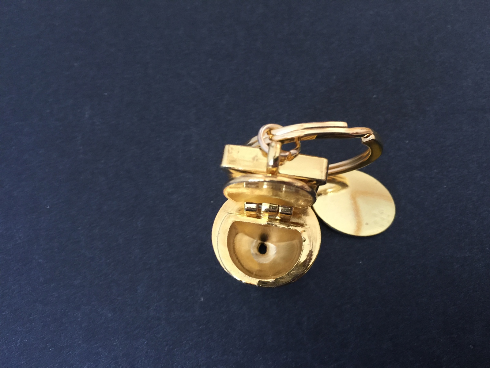 Gold Toilet Key Ring 1pc,gift keychain,Birthday Party Souvenirs Gift ...