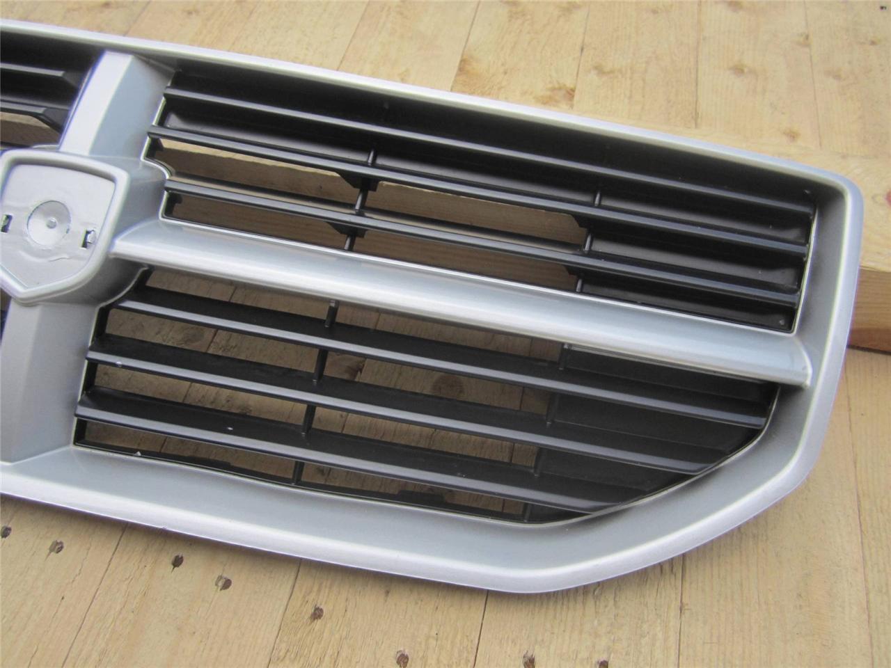 OEM Mopar 2007-2012 Dodge Caliber Front Grille Grill Bright Silver ...