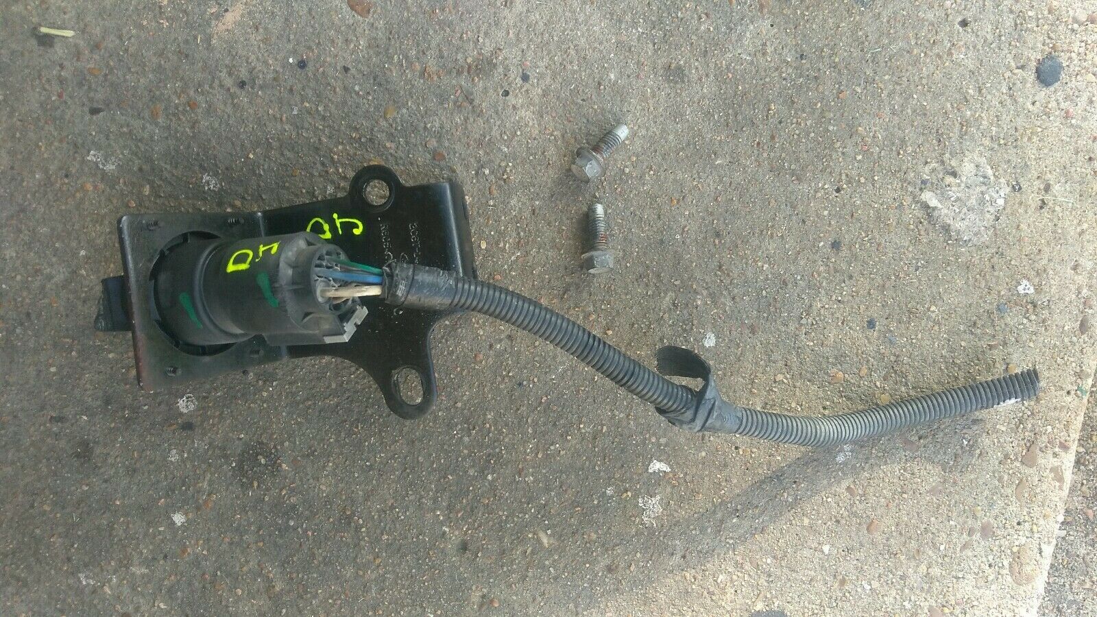 2002-2003 LINCOLN BLACKWOOD REAR TOW HITCH WIRING SOCKET W/WIRING PIG ...