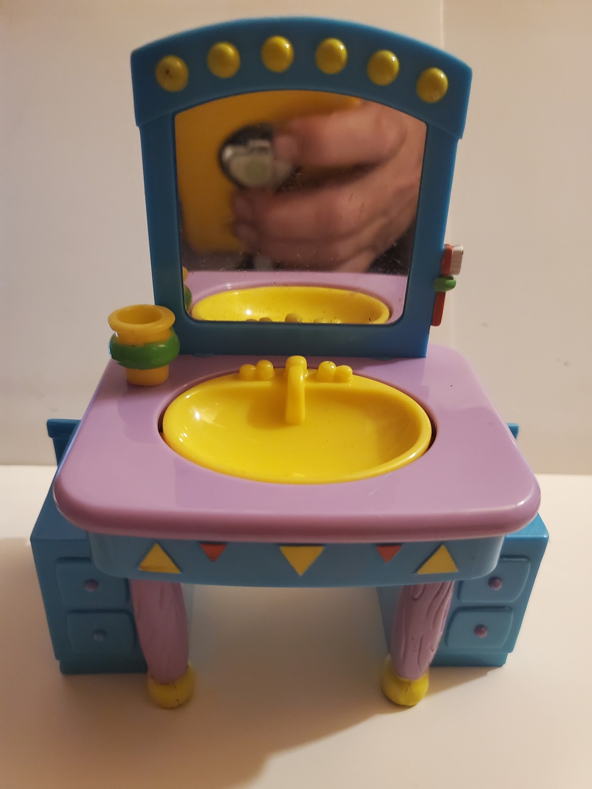 2012 Dora the Explorer Mami & Papi Bedroom Dressing Table transfers to ...