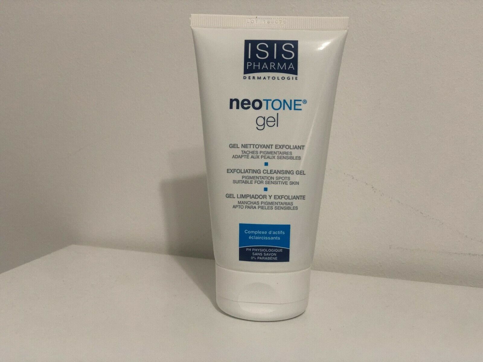 Isispharma Neotone Gel Exfoliating Cleansing Gel 150 ml - Cleansers ...