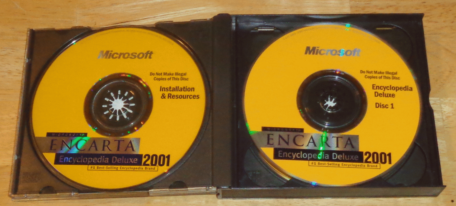 Microsoft Encarta Encyclopedia Deluxe 2001 PC CD-ROM Software with CD ...