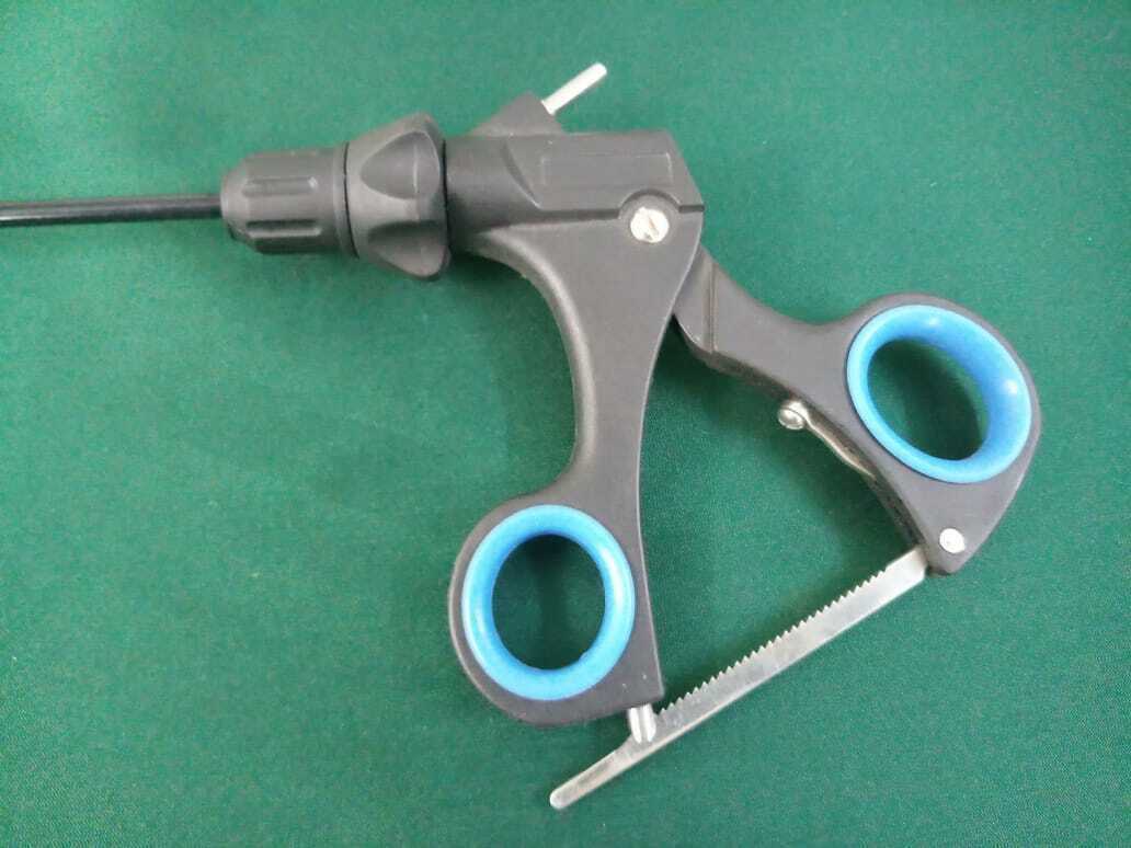 Laparoscopic Hunter Bowel Grasper Fenestrated Jaw With Debakay-Type ...