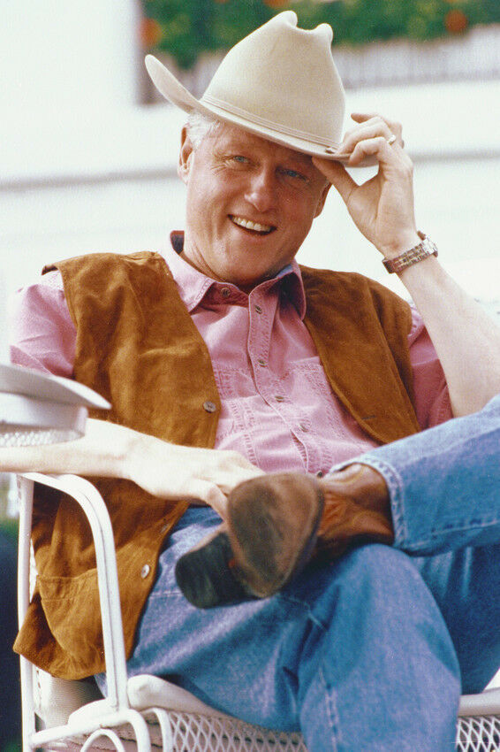 Bill Clinton Great Pose In Cowboy Hat 11x17 Mini Poster - Photographic ...