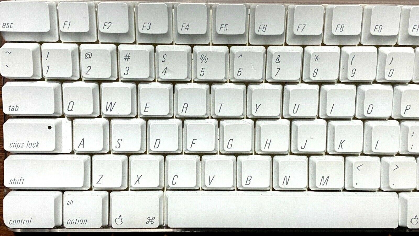 Authentic Original Apple A1016 Wireless Keyboard Bluetooth Tested ...