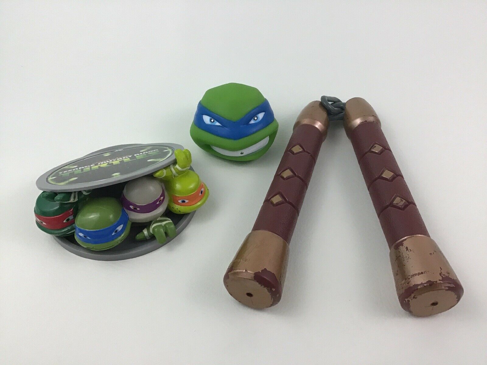Teenage Mutant Ninja Turtles 3pc Lot Toy Nunchucks Manhole Cover Toy ...