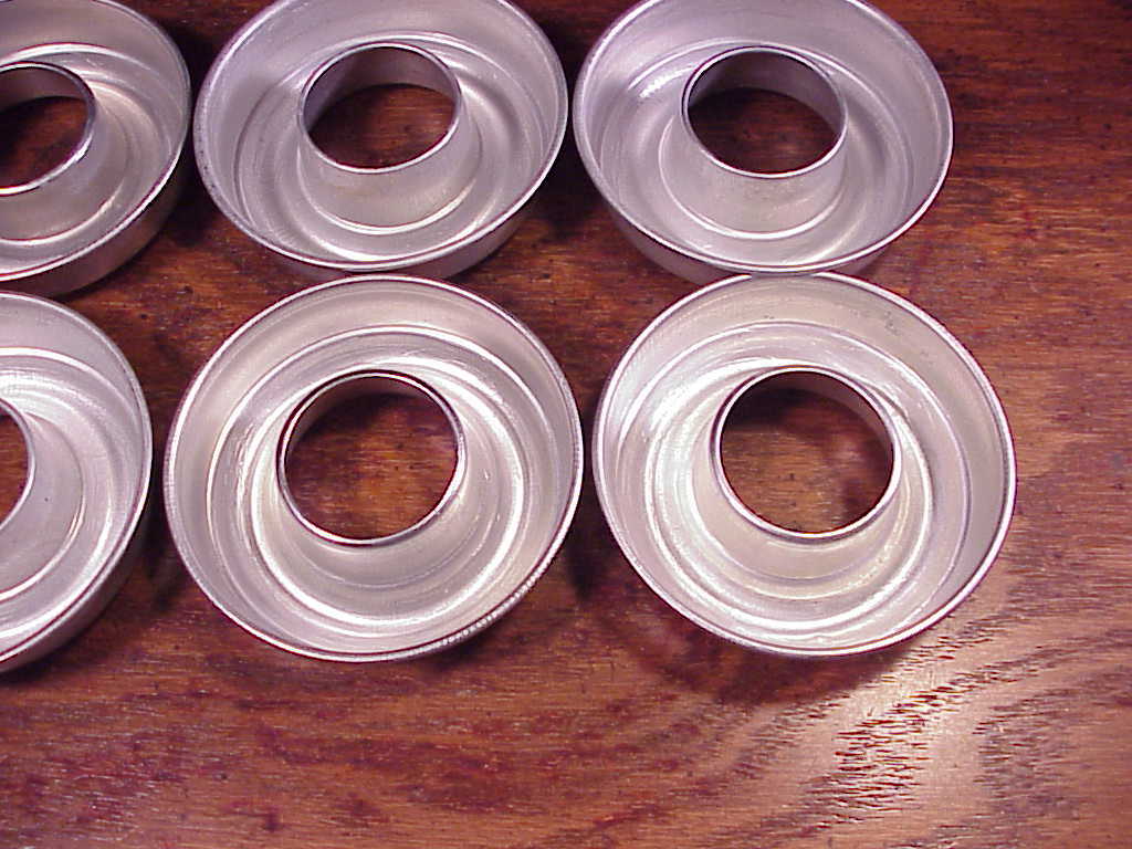 Lot of 6 Metal Round Ring Small Individual Jello Type Molds, 3 5/8 Inch ...
