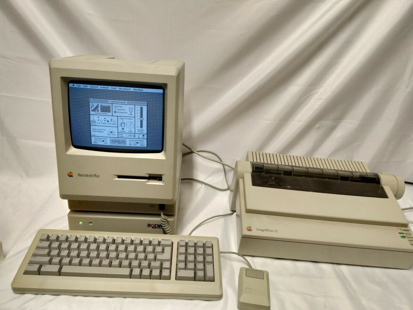 Apple Macintosh Plus 1MB Computer w/Apple Image Writer ll Printer ...