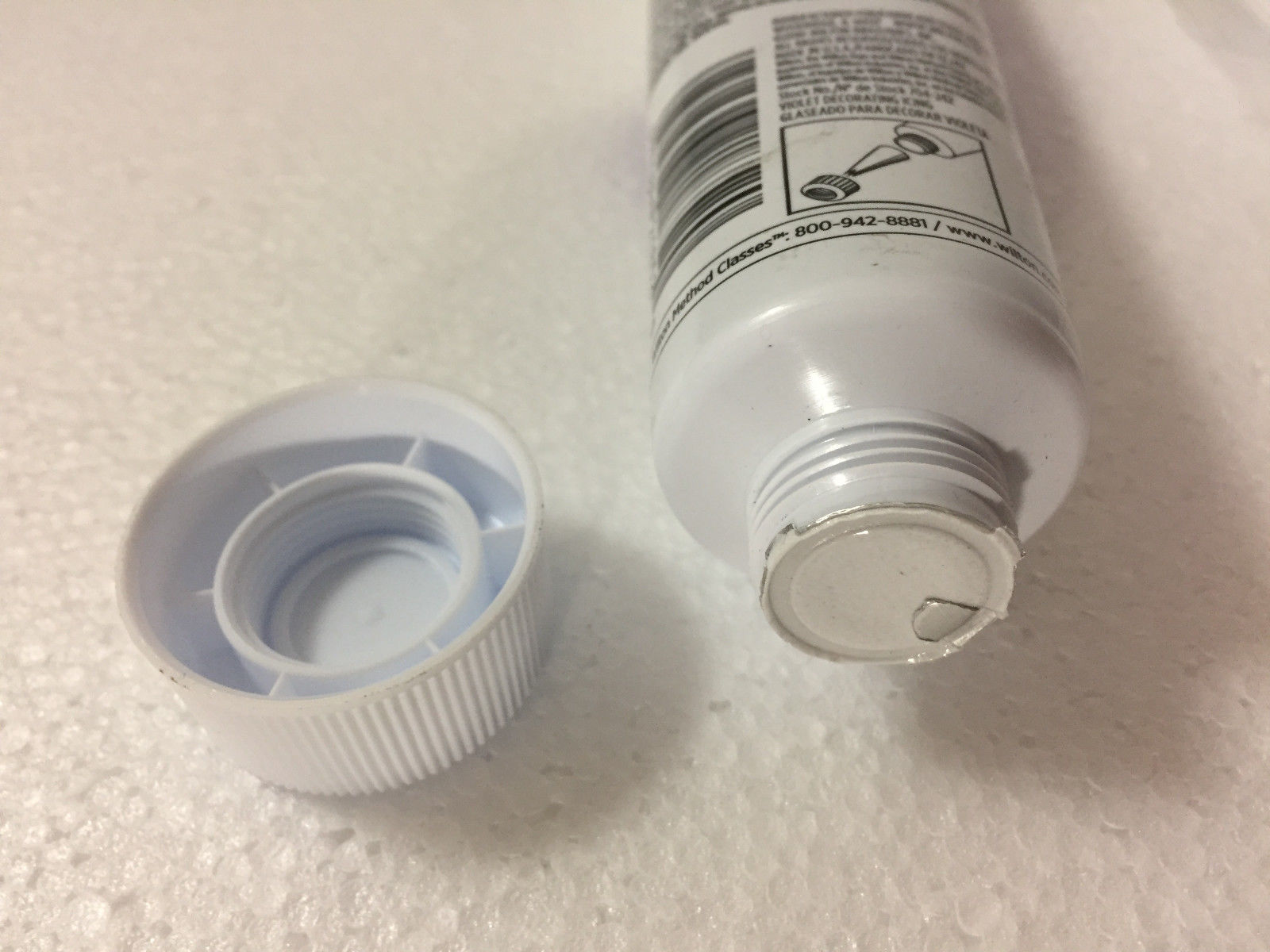 5 Wilton Cake Decorating Icing Tubes Purple and 41 similar items