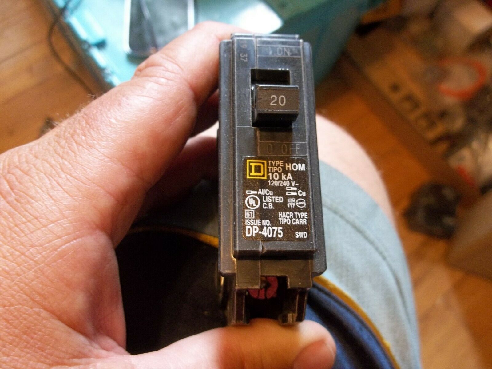 Square D DP-4075 Type HOM Circuit Breaker 20-Amp 10kA 1-Pole NEW ...