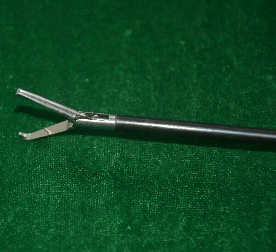 Laparoscopic Monopolar Tenaculum With Teeth and similar items