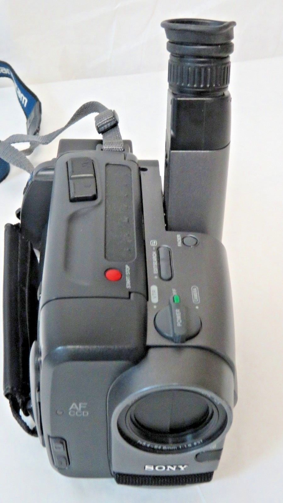 SONY Video 8 Handycam CCD-TRV30, VCL-0637H and 50 similar items